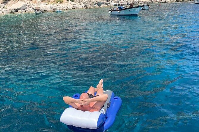 Capri Boat Tour and City Visit from Sorrento - FAQ