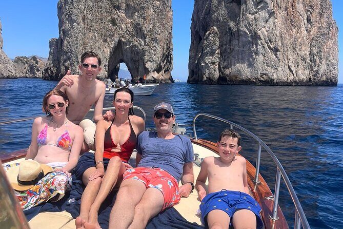 Capri half-day Private Tour from Sorrento - Premium 28ft Boat - Stop 1: Bagni Regina Giovanna