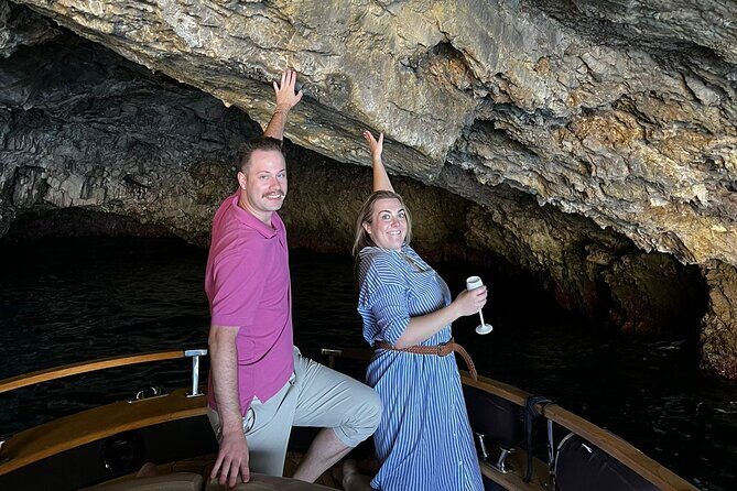 Capri in a Day: Boat Tour + City Visit + Free Bar + Brunch - FAQ