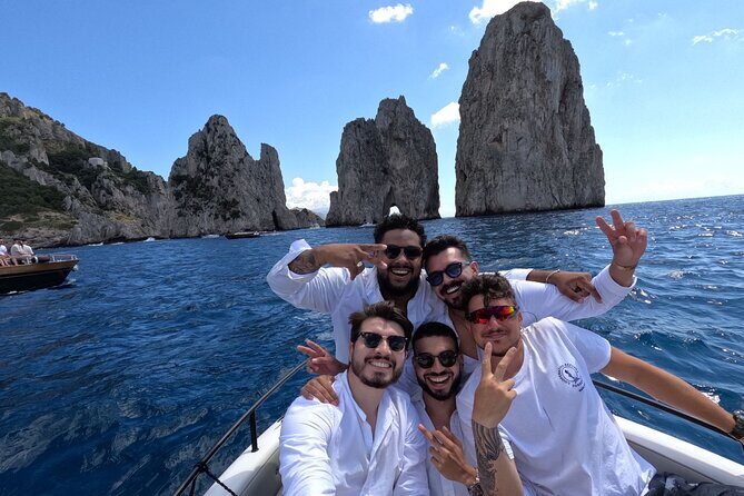 Capri Island Private Boat Tour with Skipper - An Honest Look at the Capri Island Private Boat Tour with Skipper