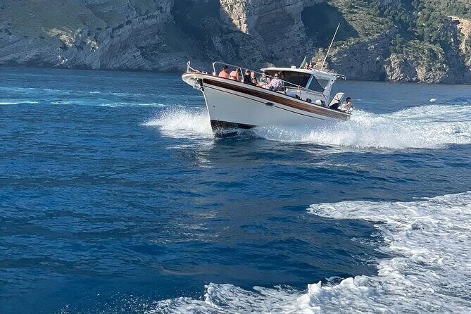 Capri Island shared boat tour - Exploring the Capri Island Shared Boat Tour: A Practical Guide  