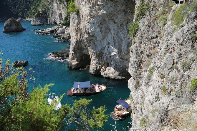 Capri Island Small Group Boat Tour from Naples with Light Lunch - FAQ