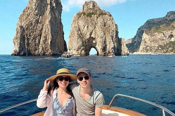 Capri magical boat tour for an unforgettable 3 hour experience. - Practical Tips