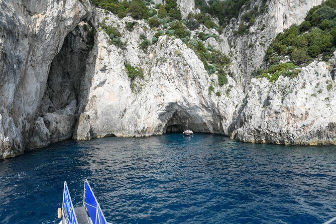Capri One Day: Visit the Island by Sea and Land with Blue Grotto - FAQ