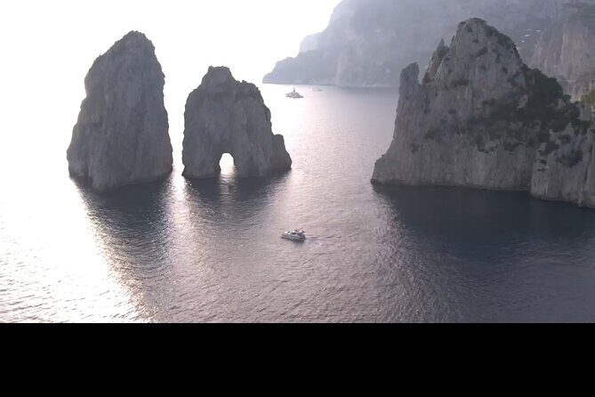 Capri Private tour in Azimut 43 with professional Chef - Swimming and Free Time
