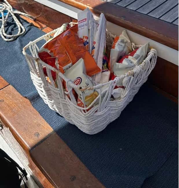 Capri: Scenic Boat Tour with Swimming, Limoncello & Snack - FAQ