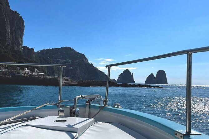 Capri Small-Group Boat Tour from Sorrento with Lunch & Snorkeling - Discover the Charm of Capri on a Small-Group Boat Tour from Sorrento