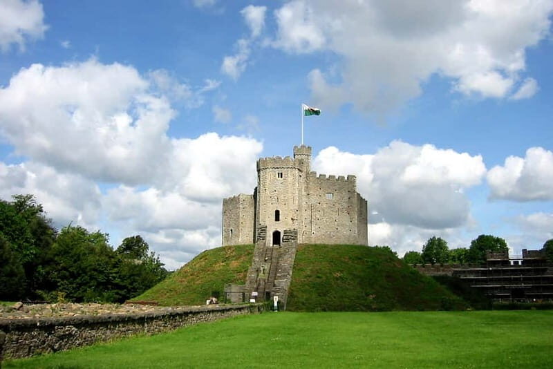 Cardiff: Doctor Who City Walking Tour - The Sum Up