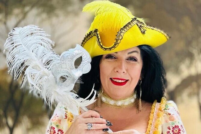 Carnival Dress Experience in Venice - What Is the Carnival Dress Experience in Venice?