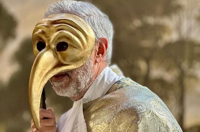 Carnival Dress Experience in Venice - The Venue and Group Size