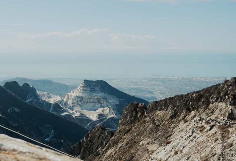 Carrara: Michelangelo Quarries and Carrara Art Studios Tour - The Itinerary Breakdown