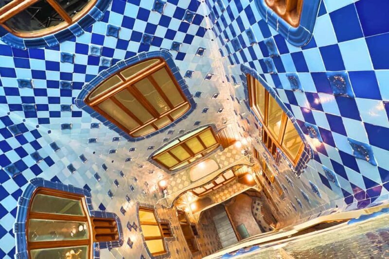 Casa Batlló First Access Tour With Sagrada Família Upgrade - Practical Tips for Travelers