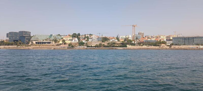 Cascais Coastal Secrets: 90-Minute Cruise with Free Drinks - FAQs