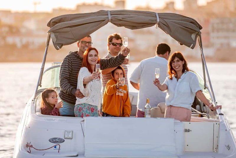 Cascais: Private boat with skipper, fuel, food and drinks - Discover Cascais from the Water: A Personalised Private Boat Tour Experience
