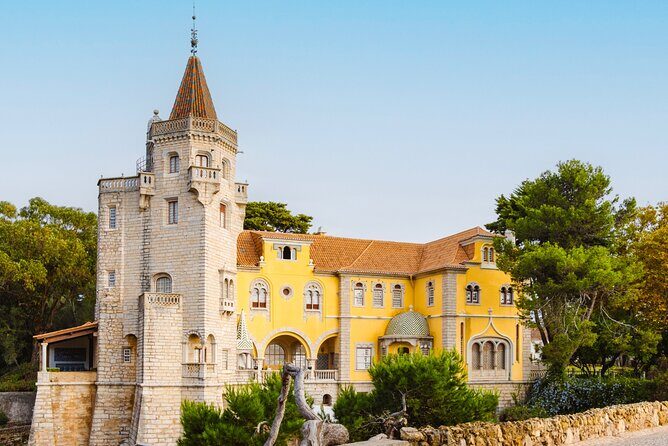Cascais Scavenger Hunt and Sights Self-Guided Tour - FAQs