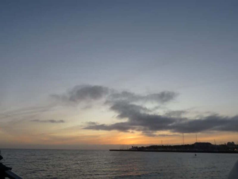 Cascais: Sunset Boat Trip with Welcome Drinks - The Experience: What Makes It Special