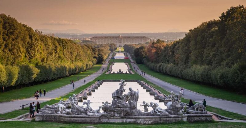 Caserta: Small-Group Royal Palace Tour - Introduction to the Royal Palace of Caserta