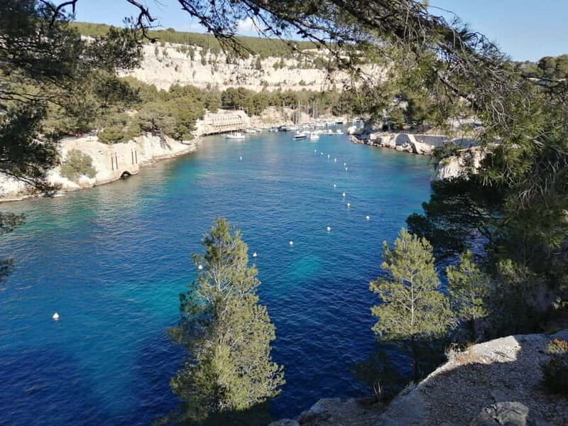 Cassis : Hiking Tour 2 Calanques with swimming - Key Points