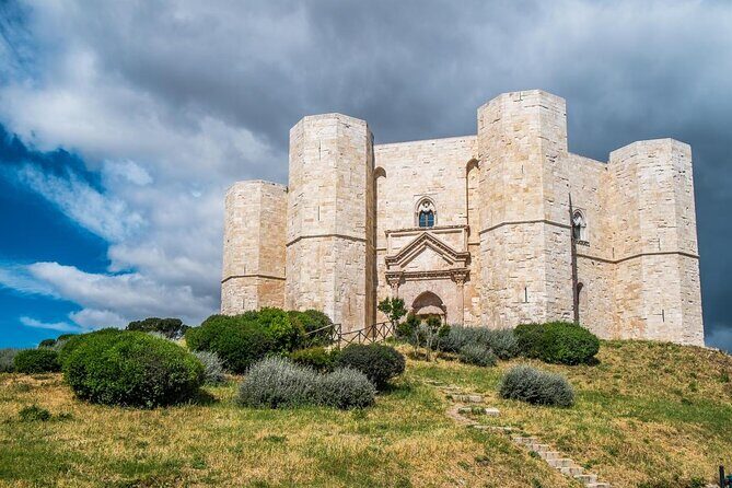 Castel del Monte: excursion in the Alta Murgia National Park - Key Points