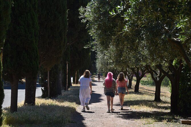Catacombs, Appian, Aqueducts, in a Fiat500 with a local, Pick-up - FAQ