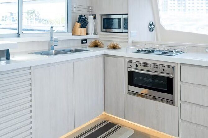 Catamaran and Reef Snorkel in Cancun - FAQ