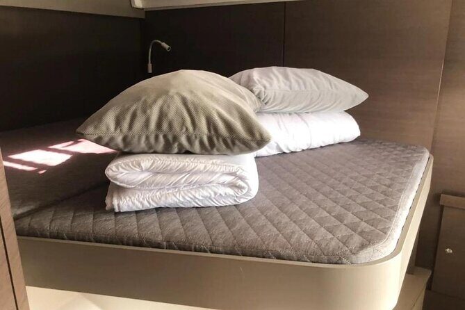 Catamaran excursion to Palermo lunch included for 12 people - Who Would Enjoy This Tour?