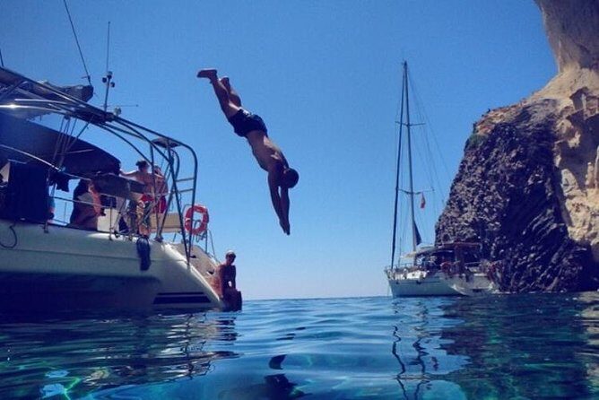 Catamaran Half Day Morning Cruise: Kleftiko - An Overview of the Experience