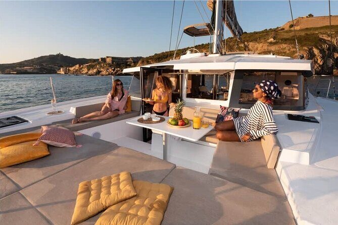 CATAMARAN Kleftiko Poliegos & Round of Milos Lunch with Openbar - Practical Details and Value