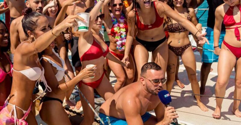 Catamaran Lucile | Famous VIP cata party - Why This Tour Stands Out