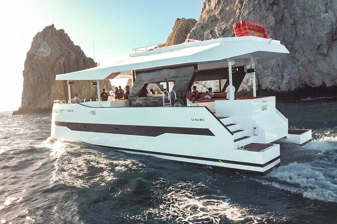 Catamaran - Luxury Private Tour - Key Points  