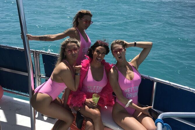 Catamaran Party Boat Cancun - The Experience in Detail