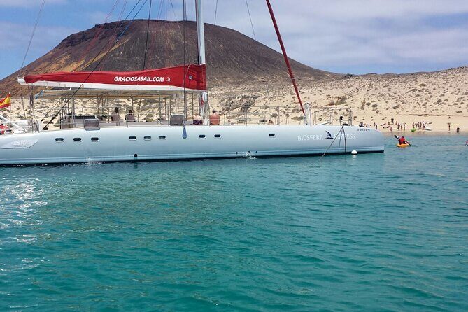 Catamaran Sailing Day To La Graciosa with Lunch - The Water Activities and Free Time