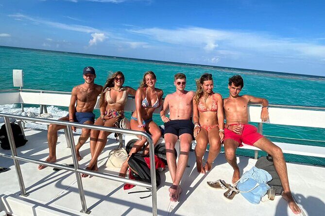 Catamaran Sailing through Caribbean Sea to Isla mujeres - A Complete Breakdown of the Tour Experience