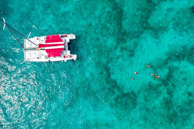 Catamaran Sailing to Isla Mujeres From Cancun - The Sum Up
