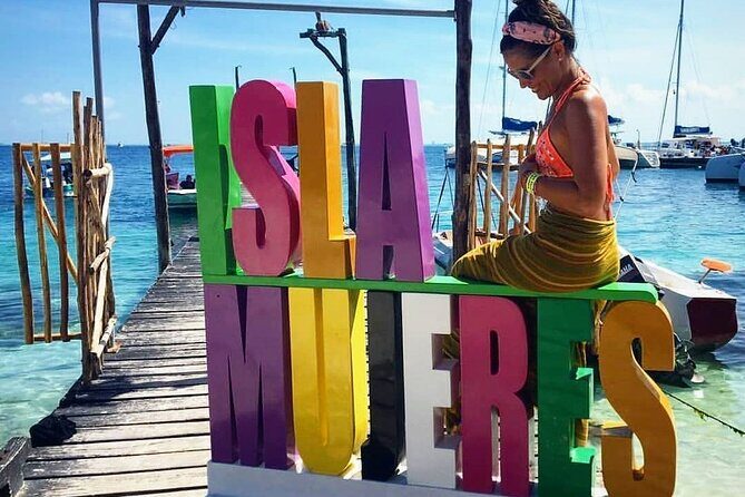 Catamaran Sailing to Isla Mujeres with Snorkeling, Lunch & Open Bar included - The Experience in Detail