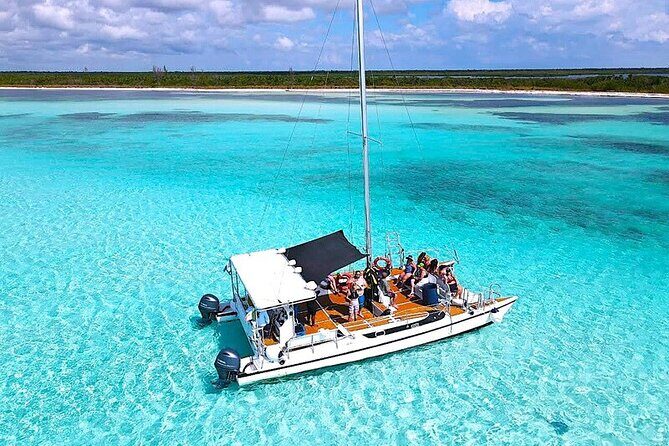 Catamaran Snorkel Adventure to El Cielo and The Money Bar Beach - An In-Depth Look at the Catamaran Snorkel Tour in Cozumel