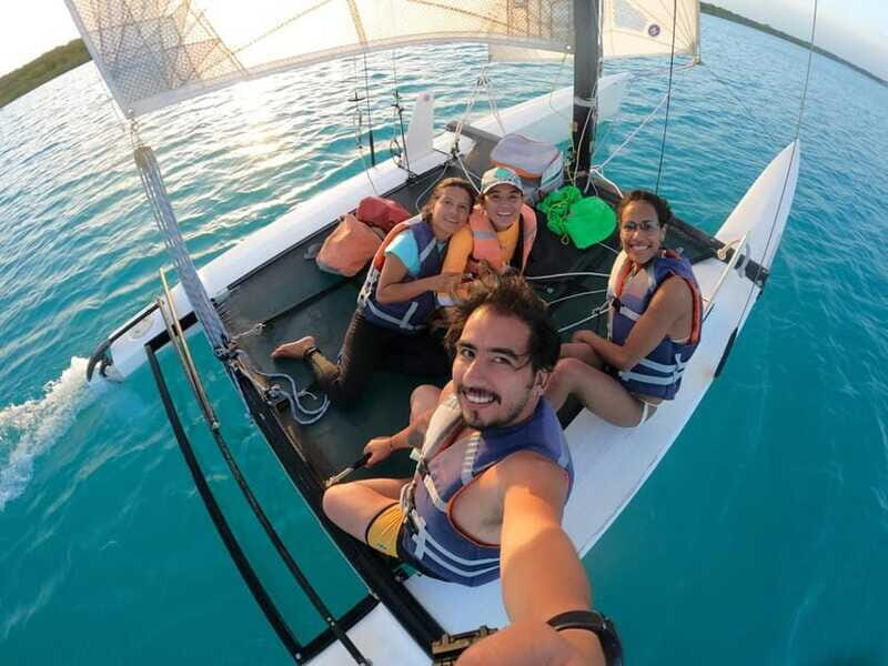Catamarán Through the Bacalar Lagoon and Make New Friends - FAQ  
