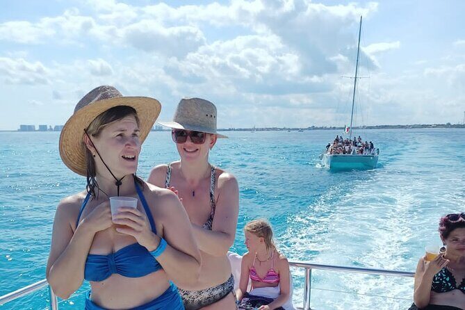 Catamaran Tour to Isla Mujeres all Included - Midday Buffet and Drinks