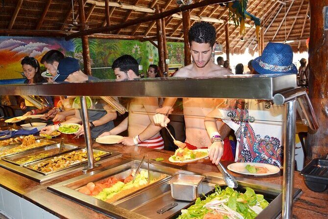 Catamaran Tour to Isla Mujeres from Cancún with Bar and Lunch - FAQs