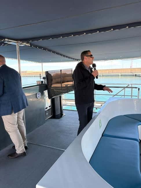 Catamaran trip and visit to the mussel nurseries with a snack - Key Points