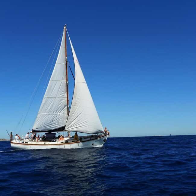 Catania: Boat Trip with Aperitif, Prosecco and Snorkeling - A Closer Look at the Experience