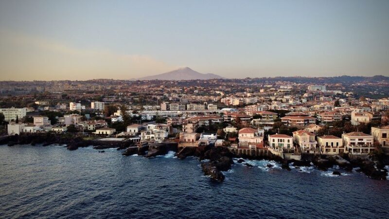 Catania: City Highlights Walking Tour - Key Points  
