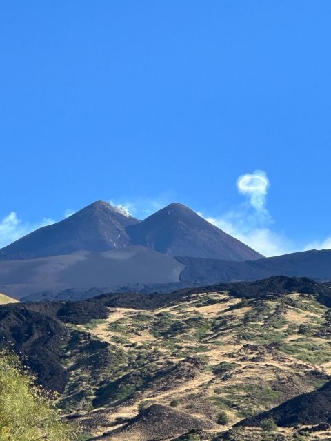 Catania: Etna Tour with licensed Tour Guide pickup & drop-of - Authenticity and Guide Expertise