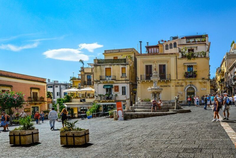 Catania: Giardini, Taormina, and Castelmola Day Trip - The Itinerary in Detail
