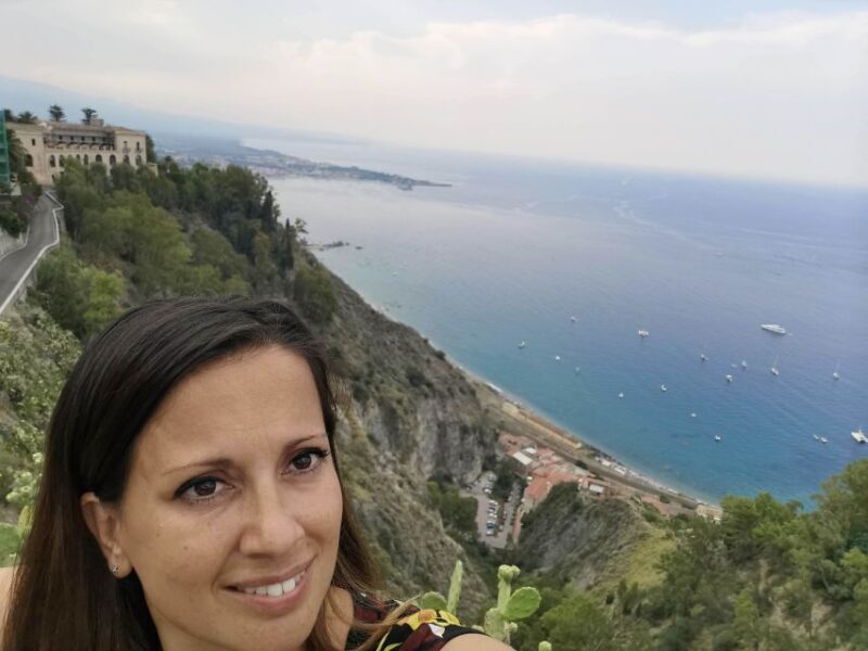 Catania: Giardini, Taormina, and Castelmola Day Trip - Practical Details & Tips