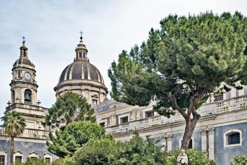 Catania Highlights Walking Tour With A Guide - The Itinerary and What You Can Expect  