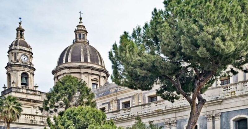 Catania: Private custom tour with a local guide - Exploring Catania with a Local Guide