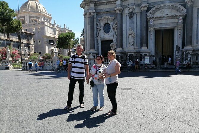 Catania walking Tour - small group - Group Size and Tour Logistics