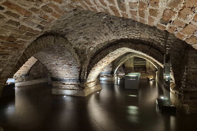 Cathedral Crypts and Medieval History Tour - Key Points