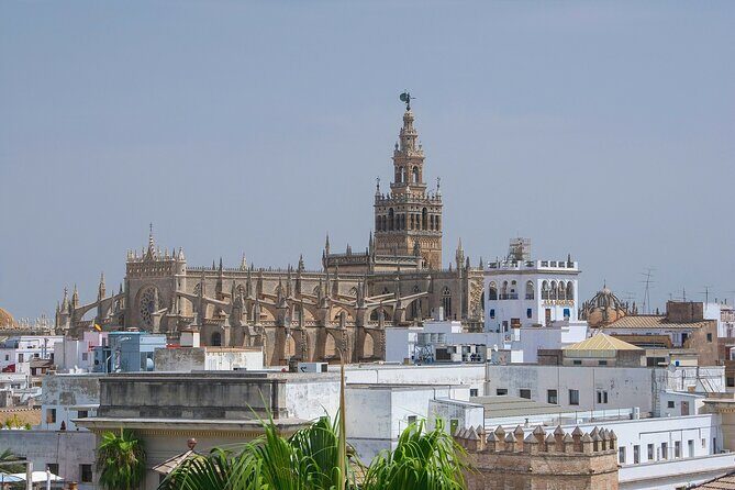 Cathedral of Seville English Guided Tour with Skip the Line & Access to Giralda - Authentic Tips from Travelers